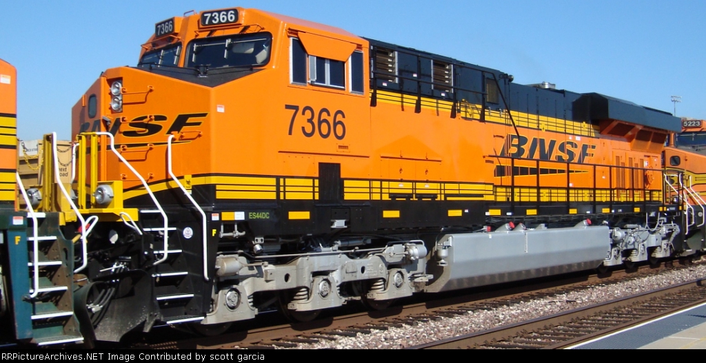BNSF 7366